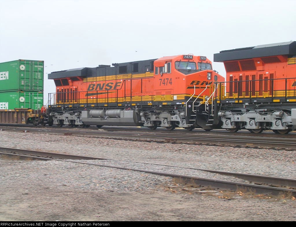 BNSF 7474